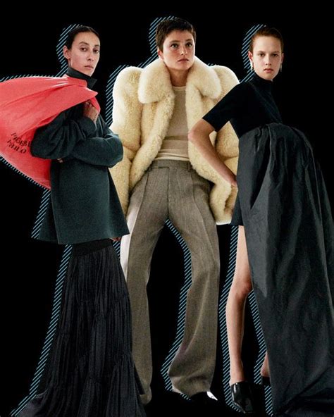 Phoebe Model Phoebe Philo Unveils New Collection Elle Uz