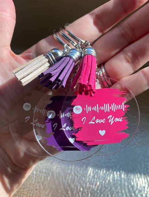 Apple Music Spotify Keychain 3d Model 3d Printable Spotify Keyring Uk