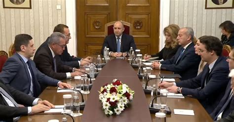 ДПС на консултации при Радев В държавата трябва да има стабилност и предвидимост Новини от