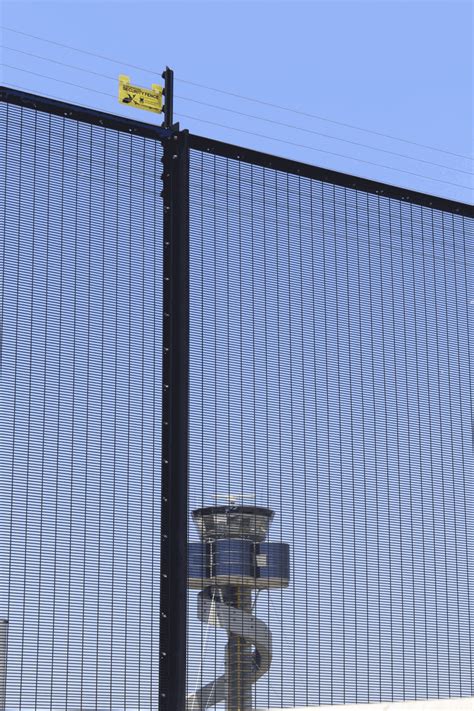 Security Fence Installation Cost Factors To Consider Kingcats