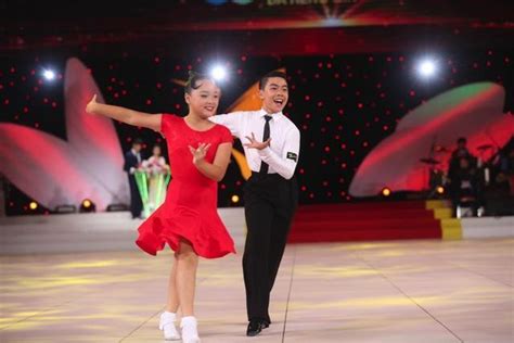 国际拉丁舞 际拉丁舞恰恰 黑池拉丁舞 第13页 大山谷图库