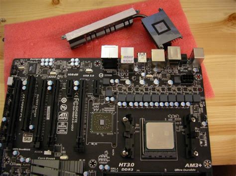 Test 220W osmijádra AMD FX-9590 - Představení CPU a základní desky ...
