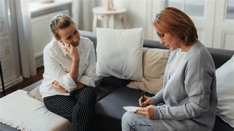 12 Tricks The Most Courageous People Use Every Day Yourtango