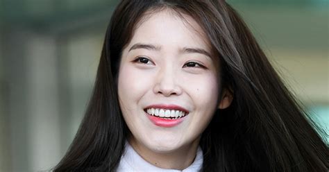 아이유 싱그러운 미소 Mk포토