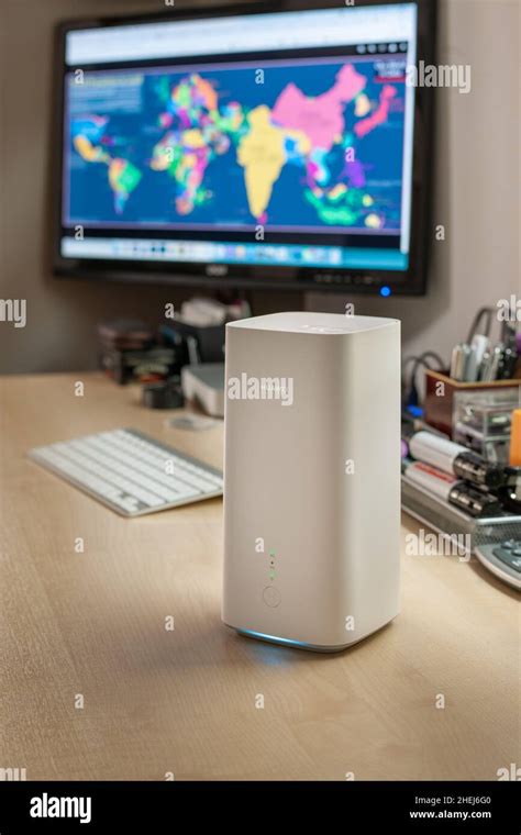 HUAWEI 5G Router And Wi Fi Enabled Hub In A Domestic Setting Stock Photo Alamy