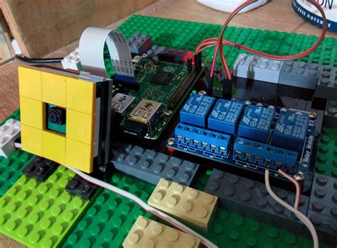 Raspberry Pi Garage Door Opener With Streaming Video Of Door Status