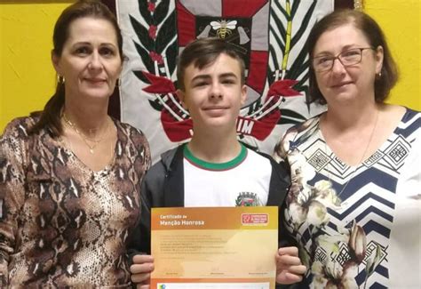 Notícia Alunos De Jumirim Recebem MenÇÃo Honrosa Da Obmep