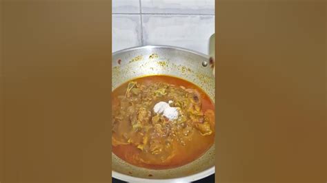 အဆီပြန်ဟင်းမှစားချင်တဲ့ ကိုကိုandမမတွေအတွက် အိမ်မှာဝက်ခြေထောက်ချက်စားဖြစ