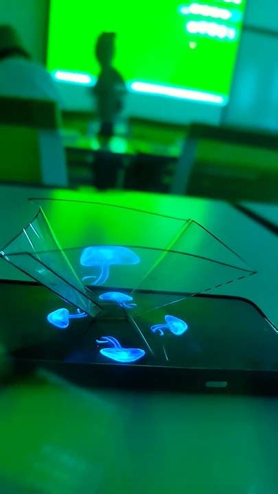 홀로그램 수업중 Youtube