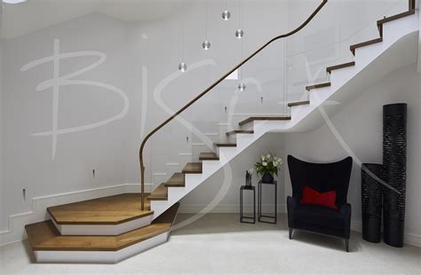 Staircase With Elegant Glass Balustrade Bisca Staircase Design