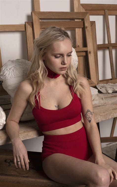 7 новых российских брендов нижнего белья у которых вы захотите скупить все коллекции