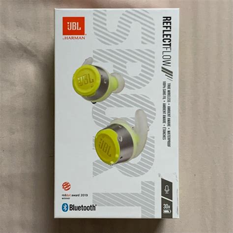 Jbl Reflect Flow True Wireless Earphones Audio Earphones On Carousell