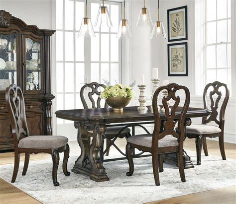 Signature Maylee D947 01x4 D947d5x1 5 Piece Dining Set Walkers Furniture Table And Chair Set