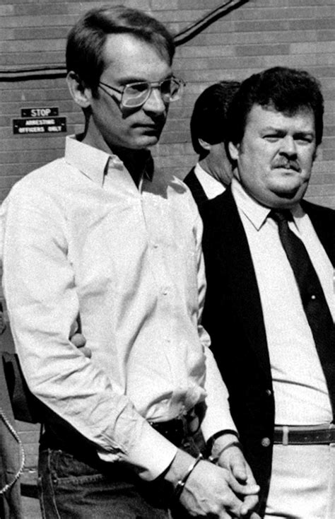 Dec 22 1984 The Bernhard Goetz Subway Shooting On The New York City