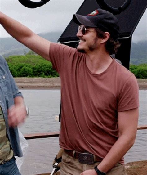 Pin By Danyelle Jackson On The Pedro With The Stache Pedro Pascal