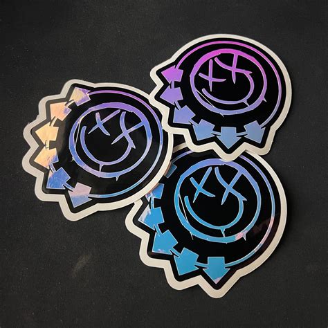 Blink Smiley Face Logo Vinyl Decal Decorative Decal For Cars Laptops Windows Mugs Glass