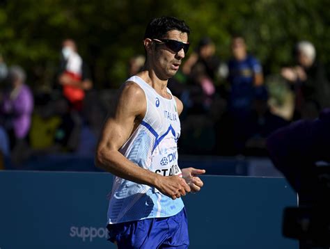 Massimo Stano Pulveriza El Récord Mundial De 35km Marcha Madrid Marcha
