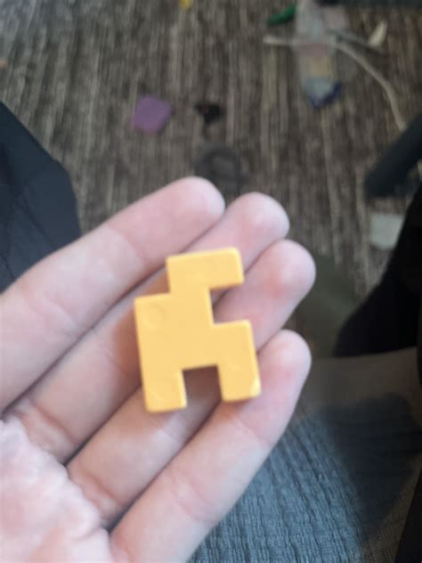 this is my eraser help r amogus