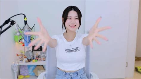 캐치 1913k 인플루언서 장은비 황정음 치즈버거 애교 🍔 아프리카tv Vod