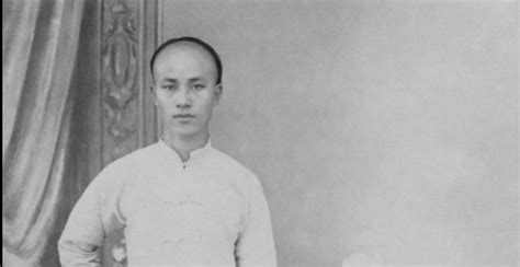 晚清老照片：6名男子拍合影表情滑稽搞笑，青楼女子其貌不扬腾讯新闻