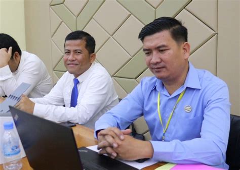 លោក ម៉ែន វិបុល ៖ ជំរុញដល់ អាជ្ញាធរមូលដ្ឋានក្រុងស្រុក បន្តថែរក្សាសុខសន្តិភាព