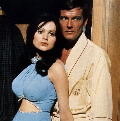 Madeleine Smith Bond