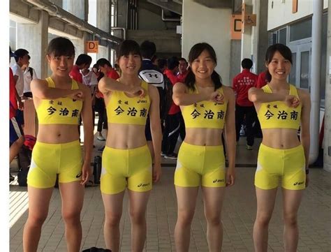 Pinterest 陸上 女子 陸上 女子 ユニフォーム 女性アスリート