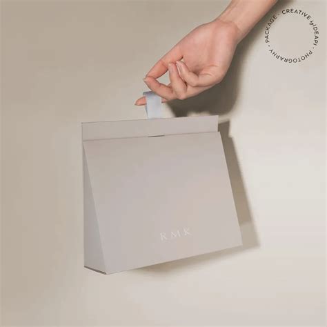 주 아이디어파이 올 해부터 아이디어파이의 새로운 클라이언트인 신세계백화점 요즘 아이디어파이는 컨텐츠 제작은 물론 미디어 집행까지 폭넓은 업무를 하고 있답니다 🫡