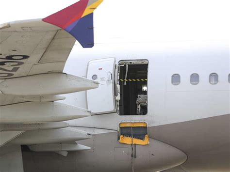 Asiana Airlines Flight World Of Web Stories