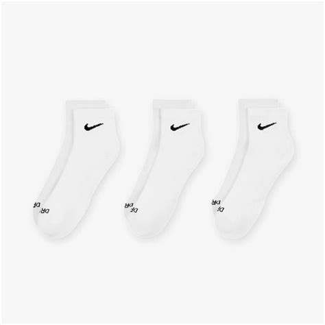 Nike Everyday Plus Cushioned Training Ankle Socks 3 Pairs White Strung Out
