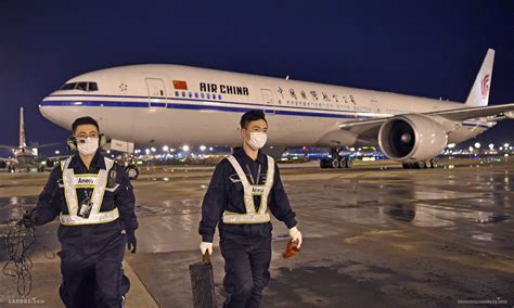 图片 护送国航ca983航班 Ameco机务人在雪中守护温暖民航资源网