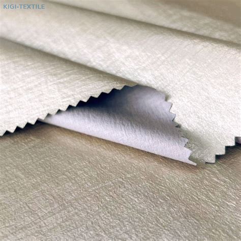 황금색 금속 포일링이 포함된 20d 나일론 립스톱 원단 체크 패턴 중국 제조업체의 경량 Kigi Textile