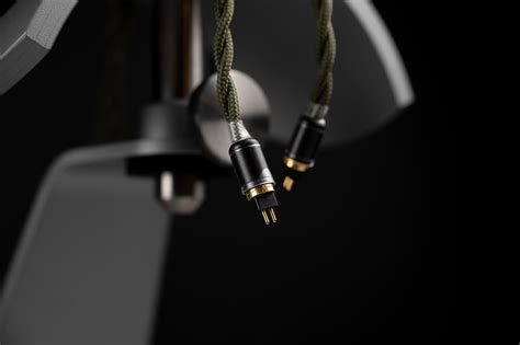 cross lambda apollo gb ear fidelity