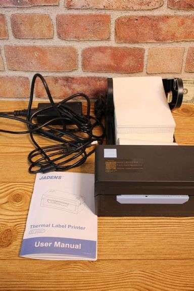 Jaden Thermal Mailing Label Printer With Printing Labels And Holder Looks Nearly New And Works