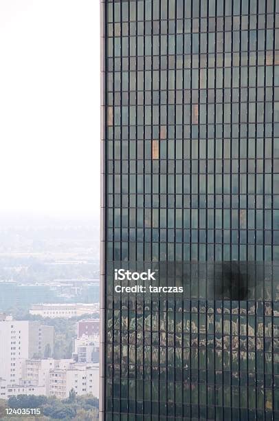 Struktur Kaca Dan Baja Pada Bangunan Modern Foto Stok Unduh Gambar