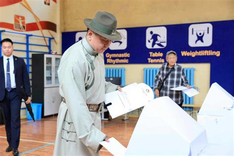 У Хүрэлсүх Төр улсаа төвхөтгөн засах үйл хэрэгт Монголын ард түмэн бүгд оролцох ёстой