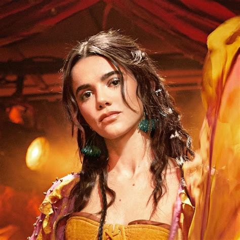 Manu Gavassi Lyrics Songs And Albums Genius