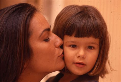 A Estreia De Yasmin Brunet Que Completa 30 Anos Hoje Blog Do