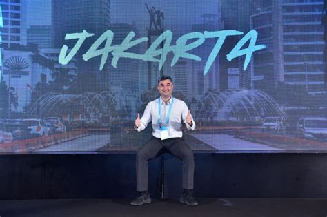 Confluent Dswt Apachekafka Apacheflink Tableflow Jakarta Indonesia Engin Cukuroglu Phd