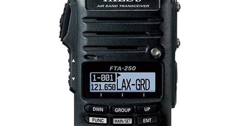 Yaesu FTA-250L Portable Airband COM Transceiver, with Lithium ...