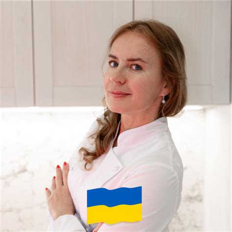 Манюня крихітка тортик вагою 880 грам 🫣Я дуже рідко роблю такі тортики маленькі за вийнятком