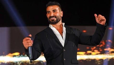 أحمد سعد يشوق جمهوره لحفل العلمين موقع 24