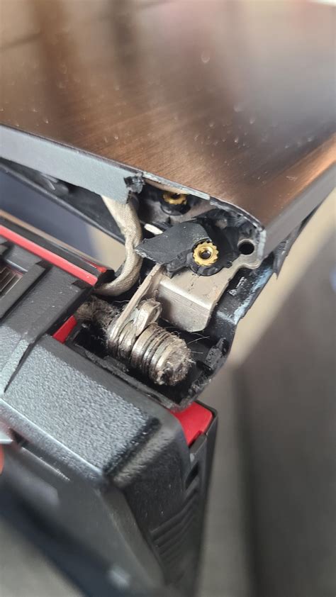 Msi Gaming Laptop Chassis Is A Cheap Plastic Joke Rmsilaptops