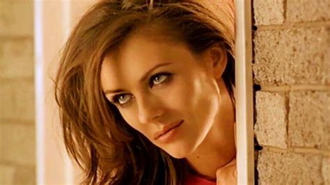 See Elizabeth Hurley In The Sexiest New Years Outfit Giant Freakin Robot