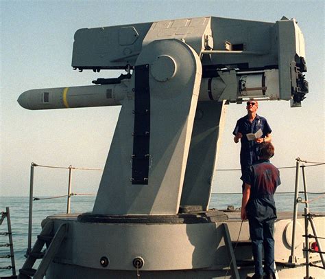 عمروعروق Mk 13 نظام إطلاق القذائف الموجهة Gmls