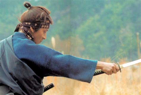 무사의 체통 Love and Honor 상세정보 씨네21