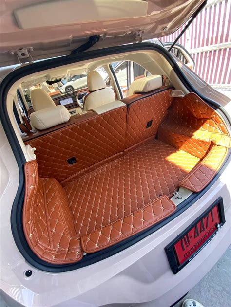 พรมรถยนต์ เนื่องในโอกาสวันคล้ายวันพระราชสมภพ สมเด็จพระกนิษฐาธิราชเจ้า กรมสมเด็จพระเทพ