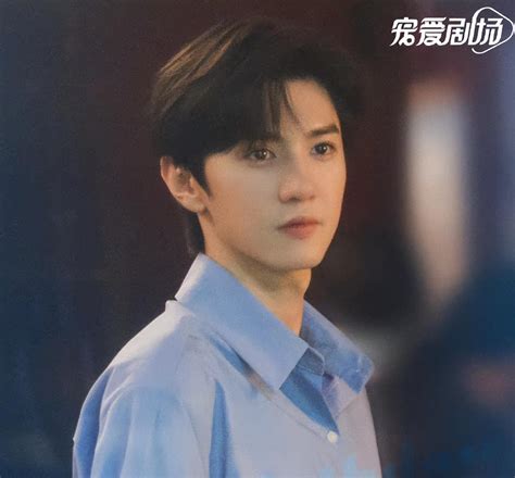 《偷偷藏不住》名场面路透！赵露思短发哭唧唧，陈哲远眼神温柔！ 知乎