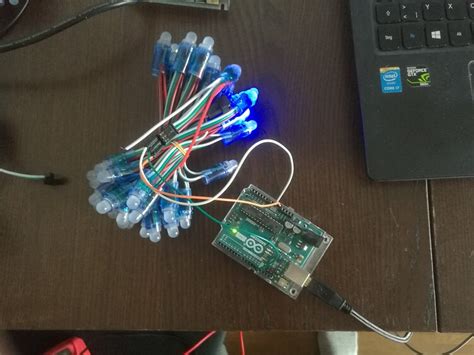 WS2811 LEDs Only Working With 5v Pin But Not With External Power Supply