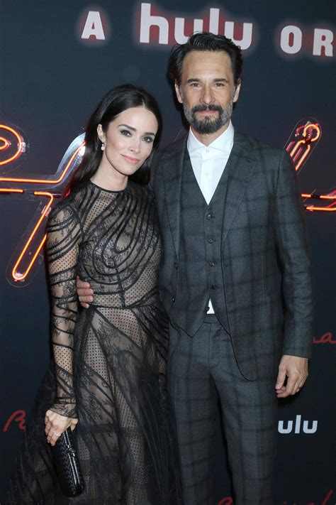 Download Rodrigo Santoro And Abigail Spencer Wallpaper
